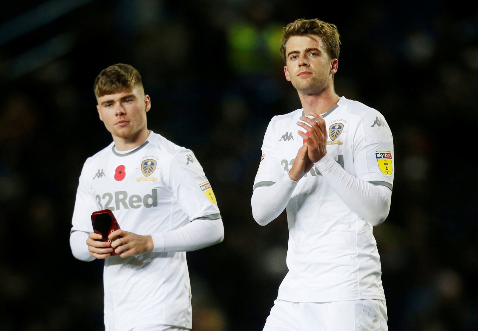 Leeds United: Fans happy for ‘very good’ Leif Davis after signing new ...