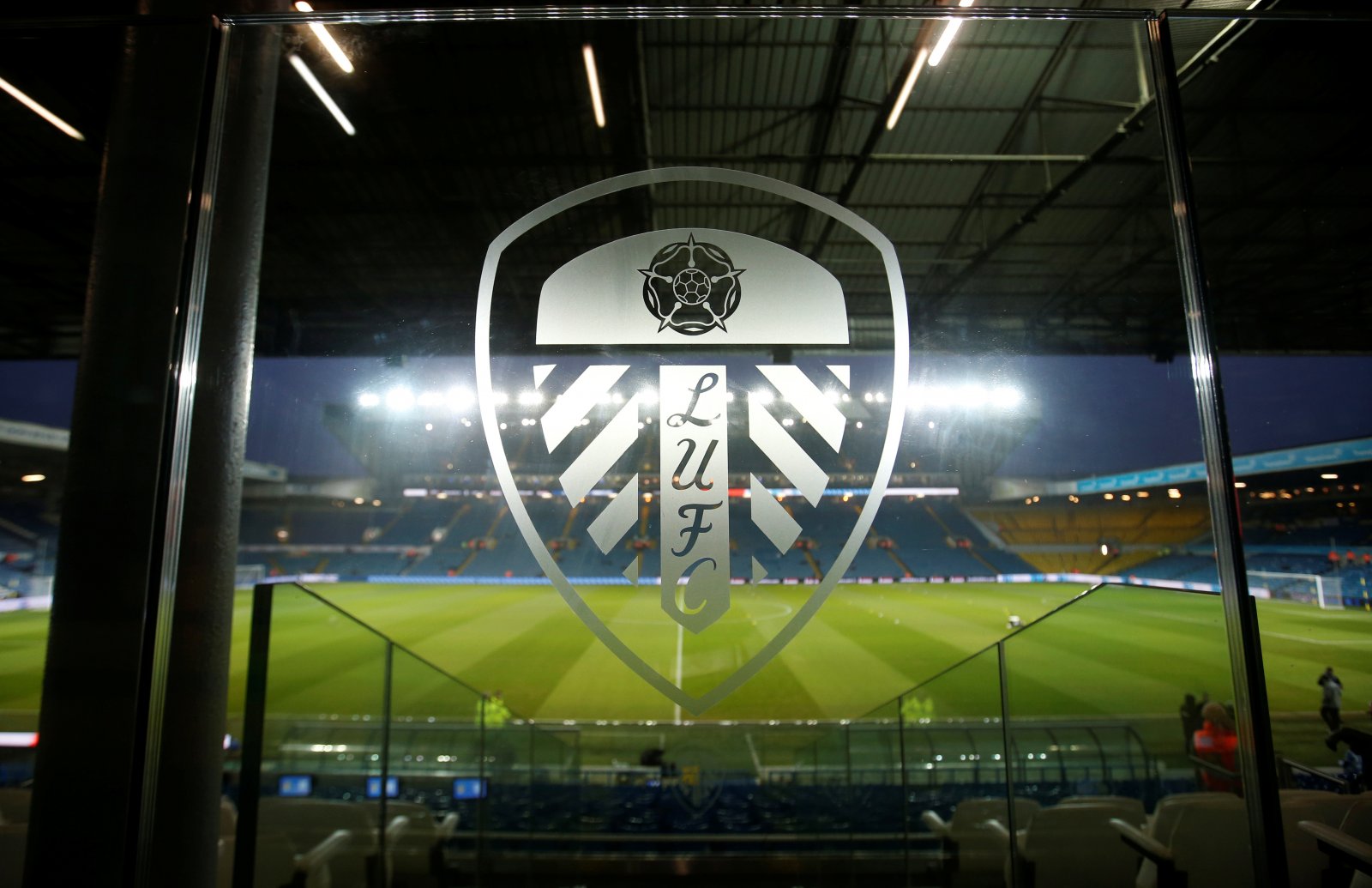 Leeds: Fans react to free-kick stats | thisisfutbol.com