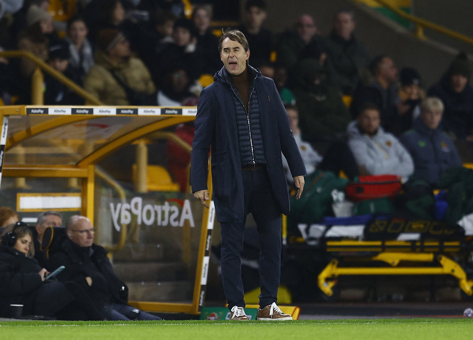 Wolves may sign “half a dozen” players | thisisfutbol.com