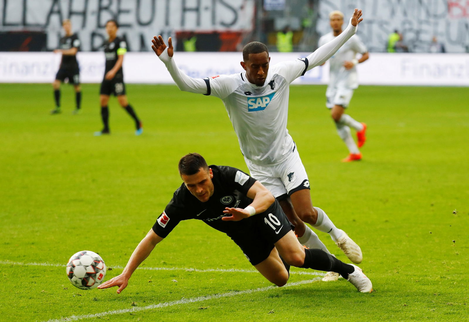 Fulham in talks to sign Joshua Brenet | thisisfutbol.com